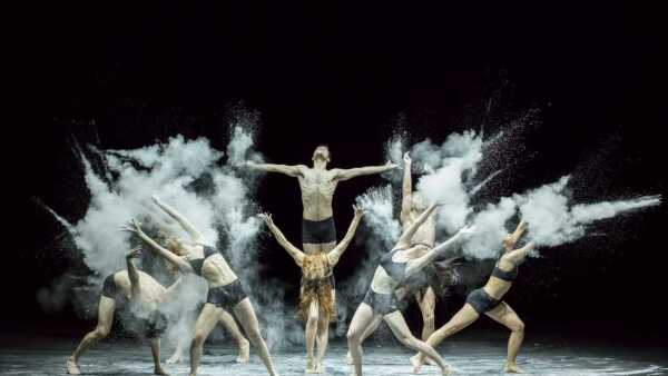 Fem år med Black Box Dance Company: Det skal fejres! | ugeavisen.dk