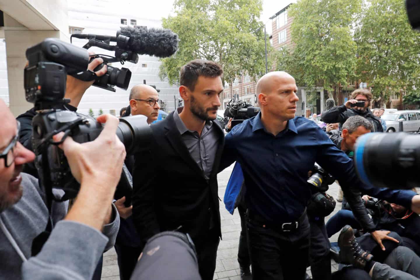 Fransk VM-målmand erklærer sig skyldig i spirituskørsel | dbrs.dk