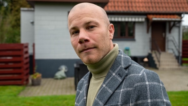 Mark blev gift og skilt på TV - og nu bugner hans indbakke: 'Gift dig ...