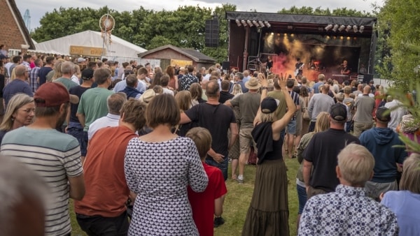 Fanø Sommerliv: Aflyser sommer-koncerter efter klager fra campingplads ... Fanø Sommerliv: Aflyser sommer-koncerter efter klager fra campingplads ...