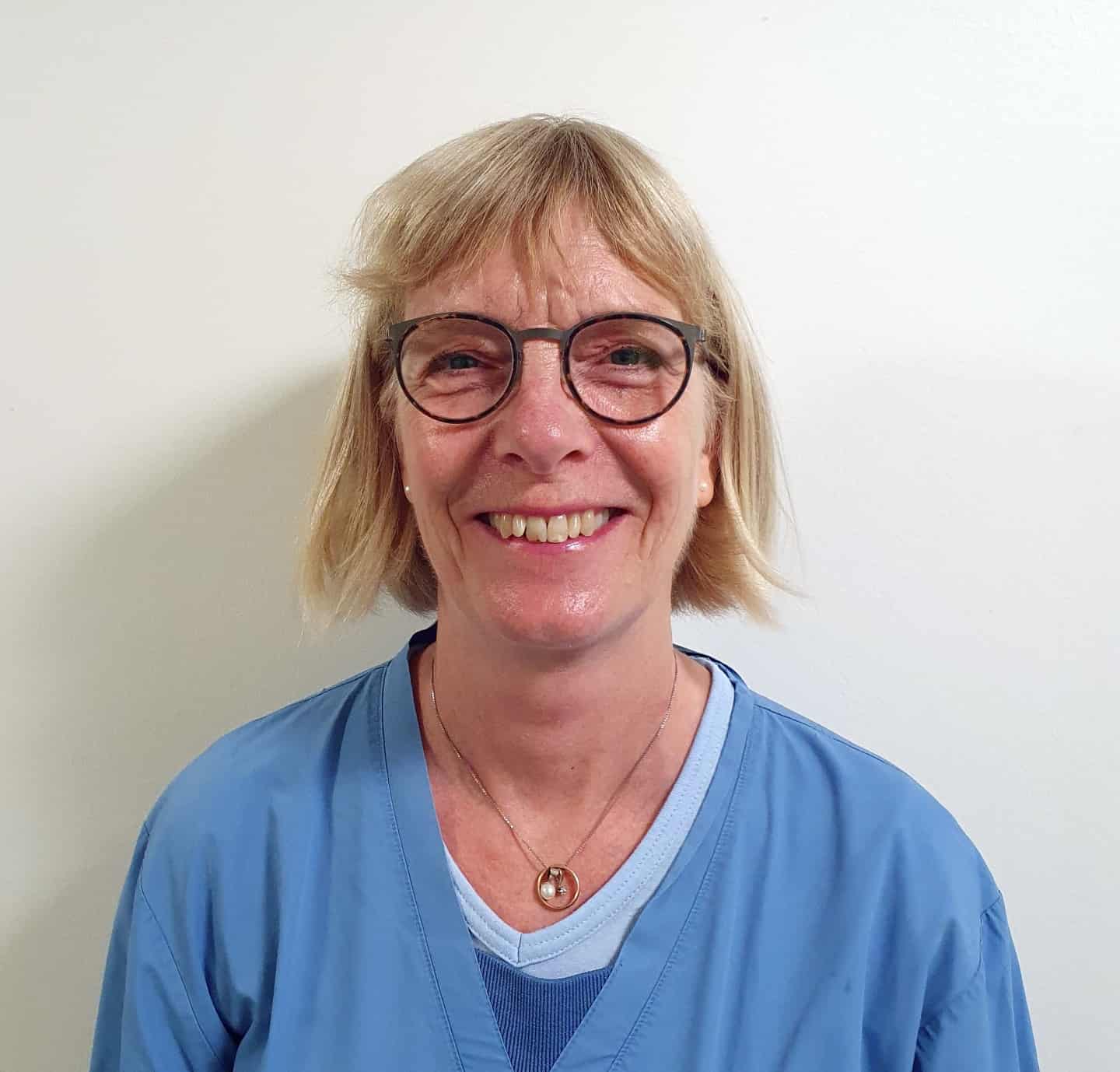 For 40 år siden begyndte Annette på sygeplejeskolen - nu får hun en tak ...