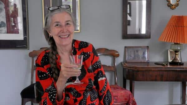 Anne-Mette stopper i kirken: Det begyndte med en øl på Under Uret ...