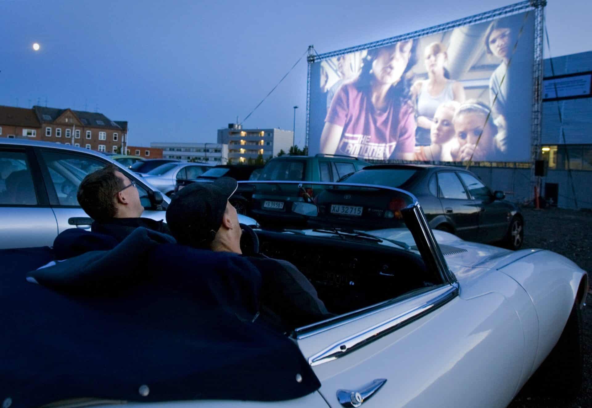 Kommunen siger ja til drive in-bio | jv.dk