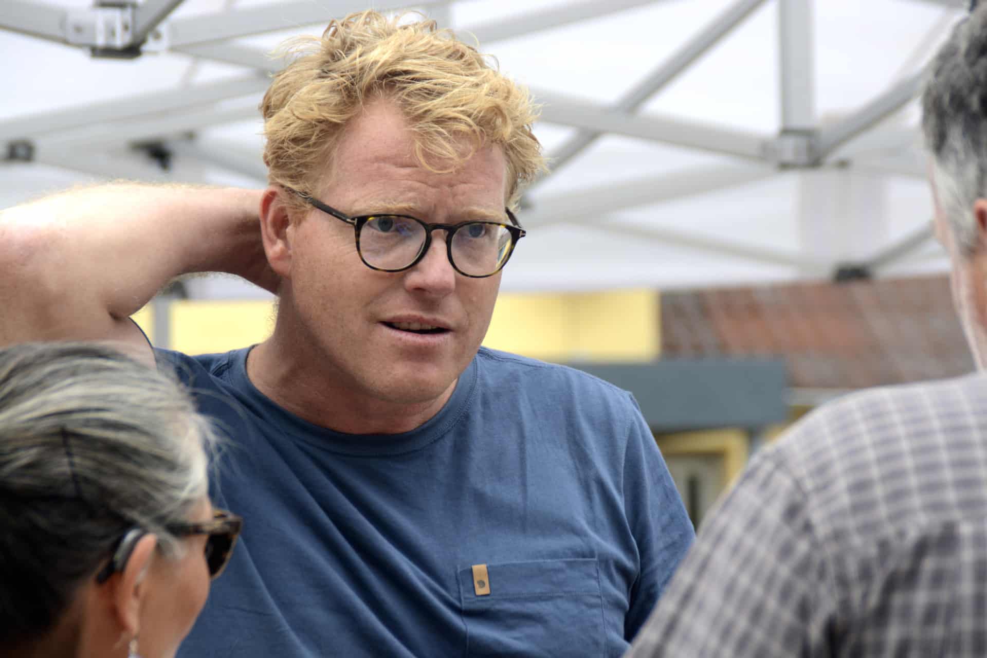 Sebastian Klein på besøg: Haastrups vilde haver med i tv-serie ...