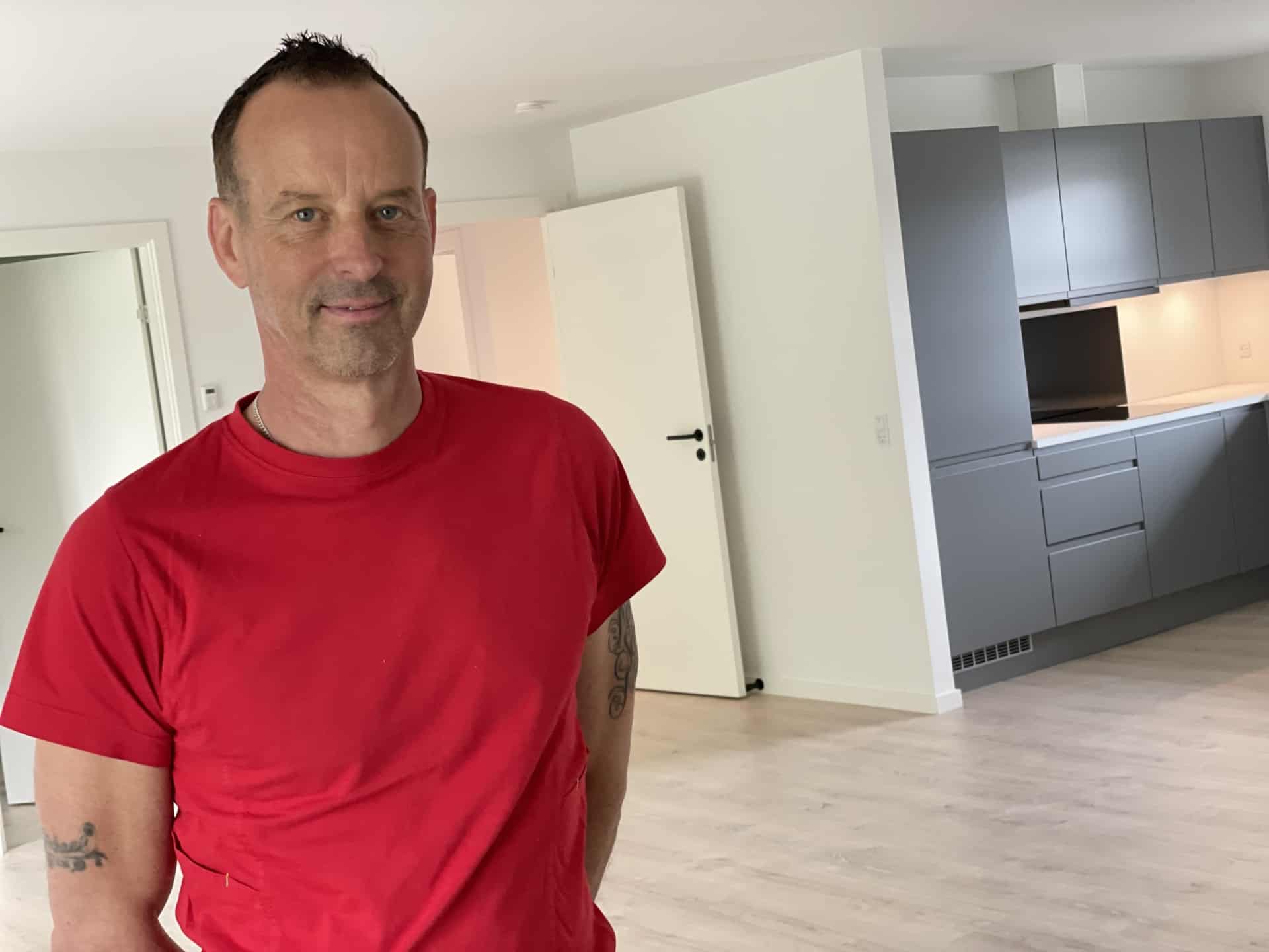 Tømrermester overrasket: Nye lejeboliger ved landsbyens gadekær bliver ...