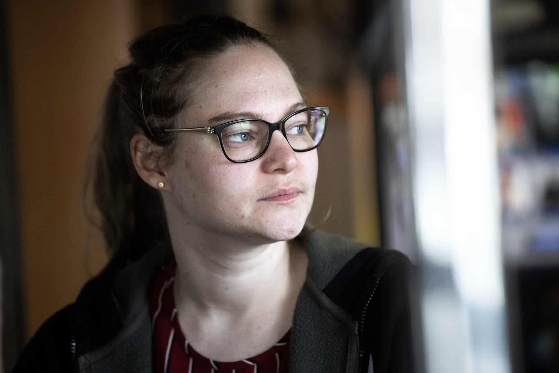 Dina er 29 år og værtshusejer: - Det her sted betyder noget for mange ...