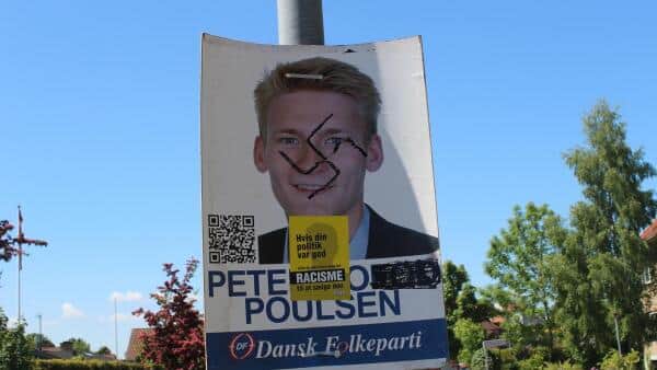 Haderslev: Nazi-tegn og tissemænd på valgplakater | ugeavisen.dk