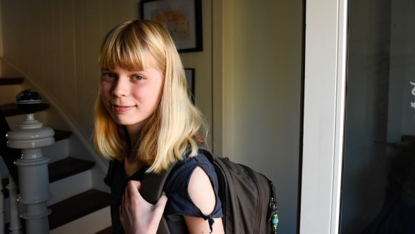 Klara vil have mindre skærmtid i undervisningen: - Vi er blevet for ...