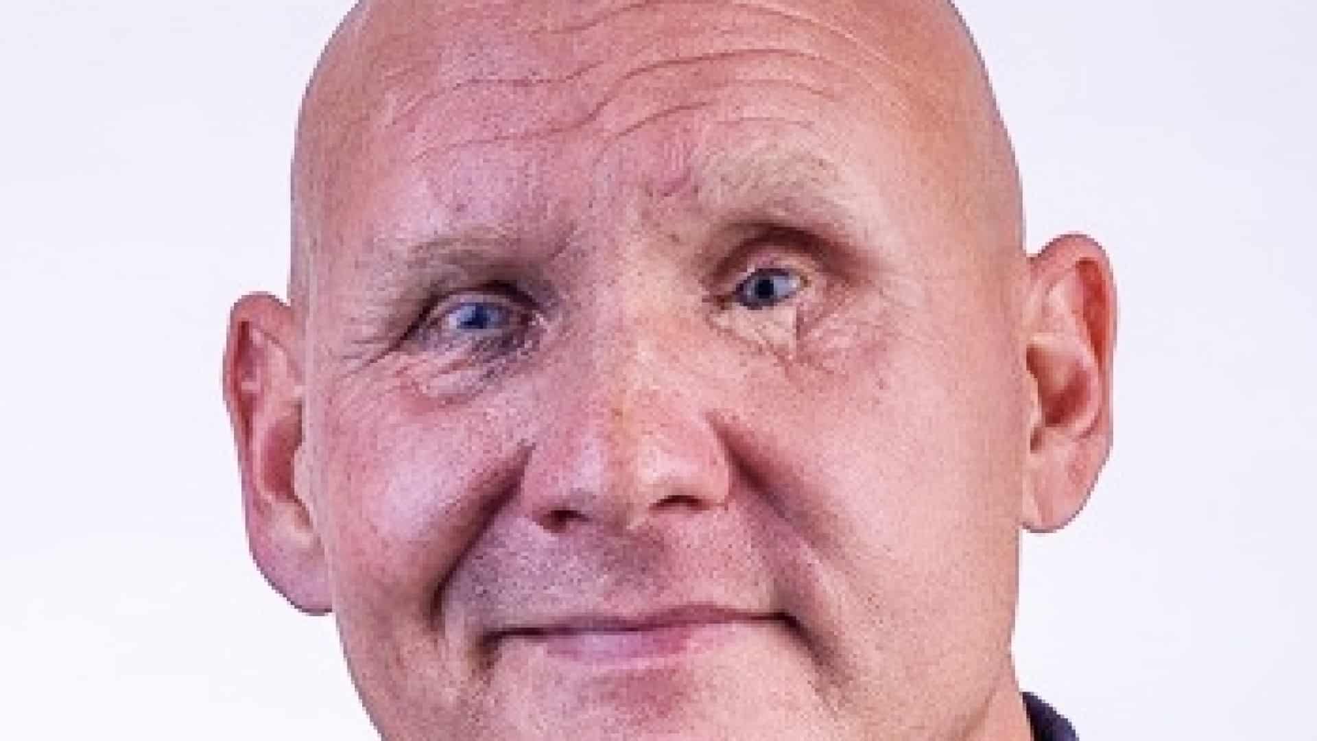 Simon Bendfeldt skifter partifarver: Stiller op for Venstre til næste ...