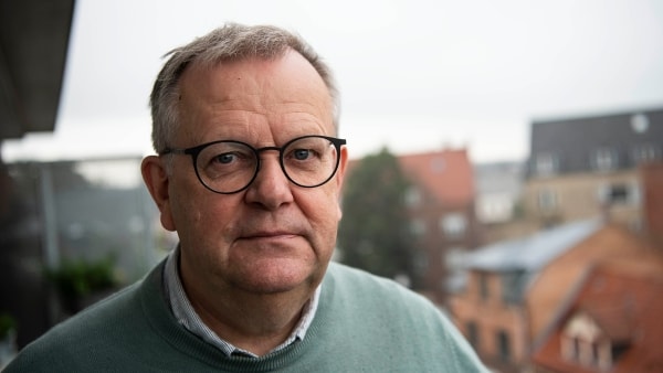 "Forsamlingshuset - de hundrede hændelsers hus" ved fhv. provst Palle ...