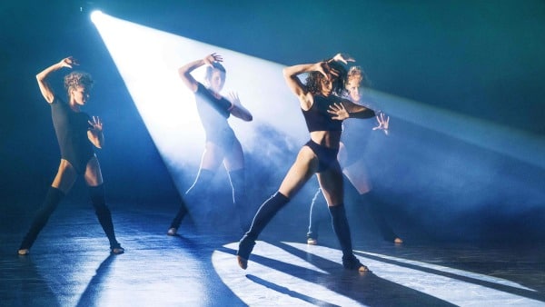 Flashdance som musical: Skuespiller Sicilia Gadborg har trænet et år ...