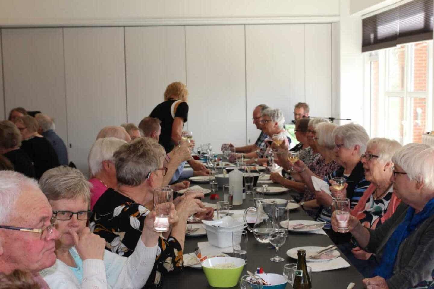 Danmark spiser sammen på Plejecentre | ugeavisen.dk