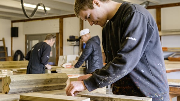 Elever gør kunder ekstra glade | ugeavisen.dk