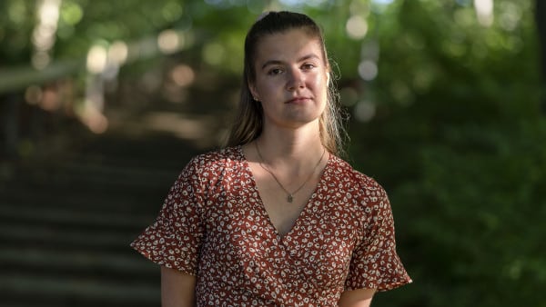 23-årige Emma lever med angsten: Jeg har altid været bange for at fejle ...