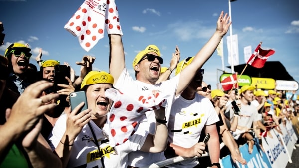 Året i billeder juli-december: Gul feber, menneskejagt og skeletter i ...