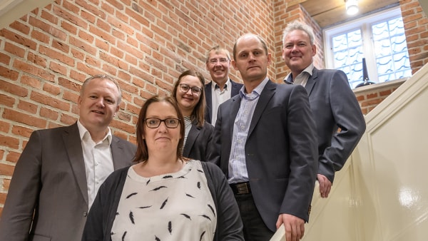 Revisor slår dørene op | ugeavisen.dk