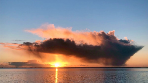 Superfoto: "Den Flyvende Hollænder" set ved Vestkysten? | jv.dk