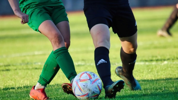 Fodbolde - Hjertet i fodboldkampen | ugeavisen.dk