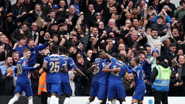 Chelsea er i FA Cup-semifinale trods Leicester-comeback | jv.dk