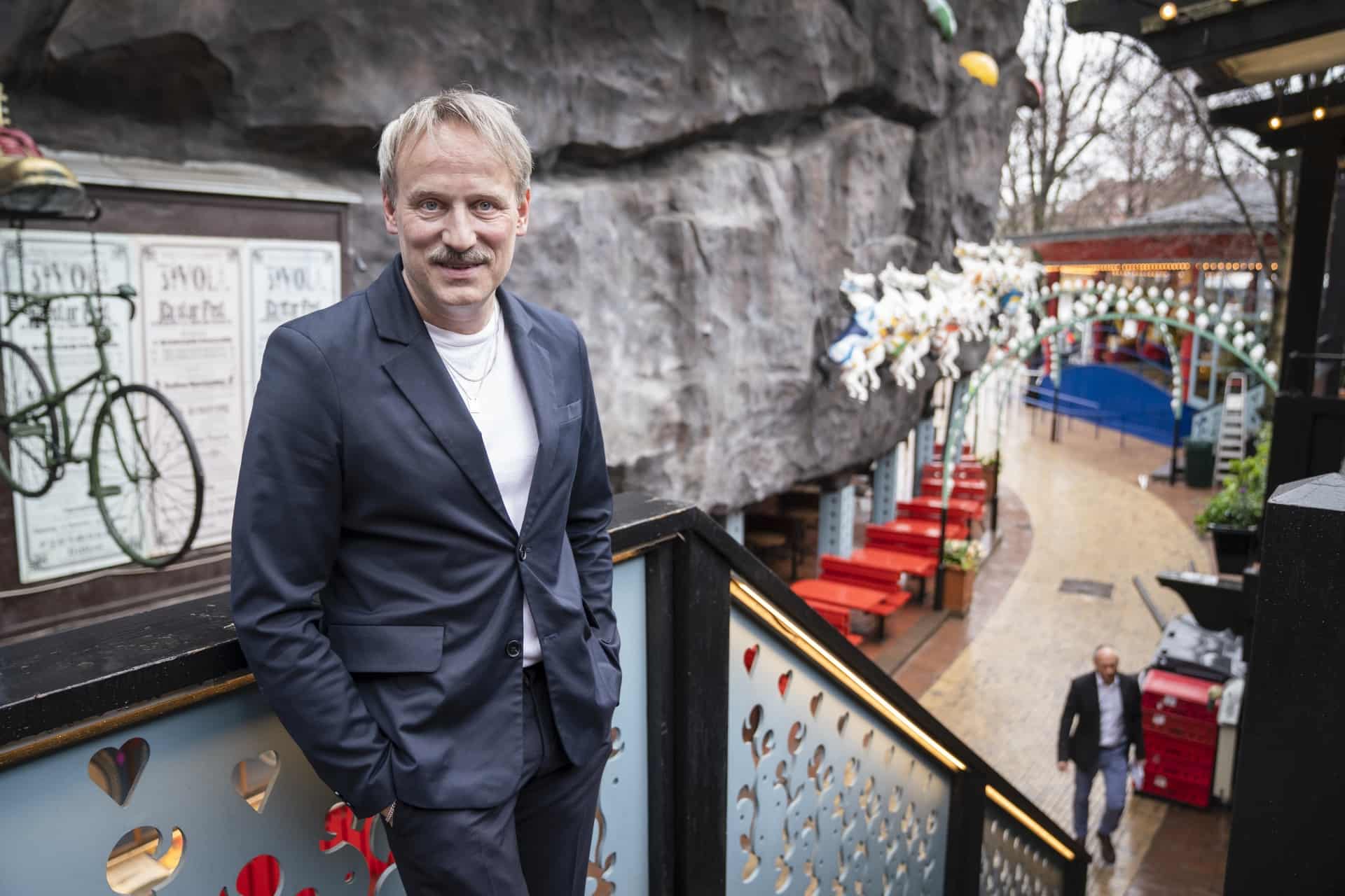 Ramus Botoft holder auktion for at bevare historiske værksteder på Prags Boulevard | amagerliv.dk