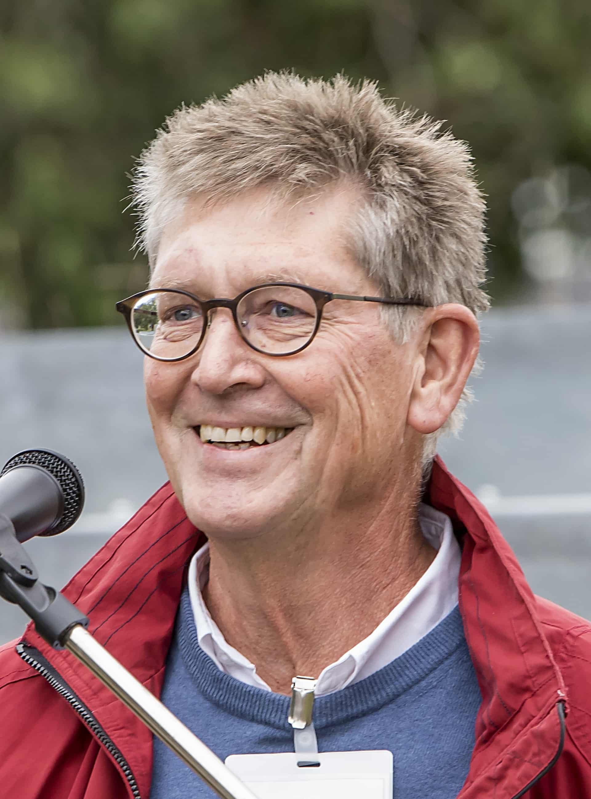 Varme tanker over åen på en kold efterårsdag | ugeavisen.dk