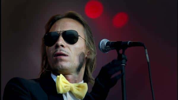 Sort Sol-sanger på teaterscene | fyens.dk