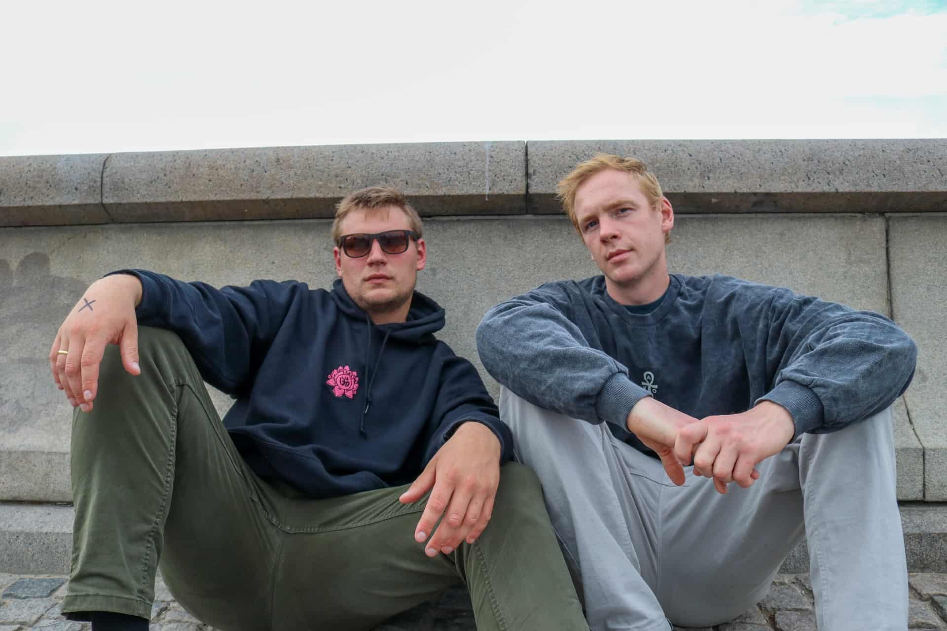 Vilstrup-dreng blev rapper: Nu synger han om lækker røv | ugeavisen.dk