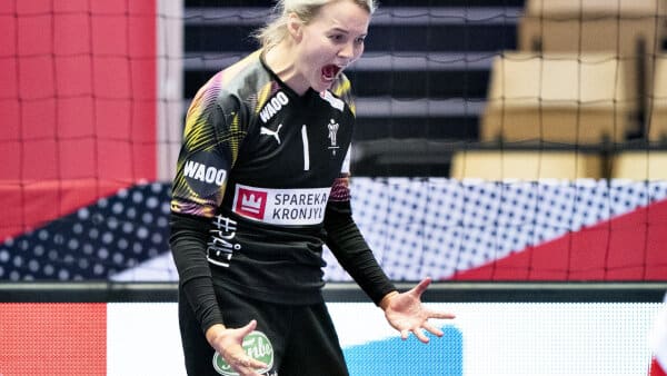 Sandra Toft og Brest klar til CL-finale efter straffekast | jv.dk