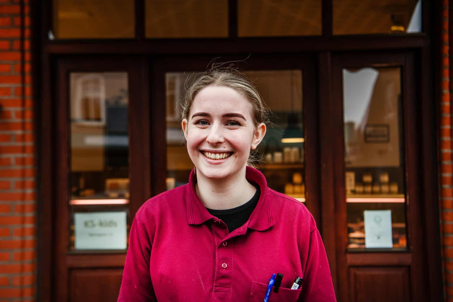 Ida blev student med et snit på 11,8: Så gik hun i lære som slagter ...