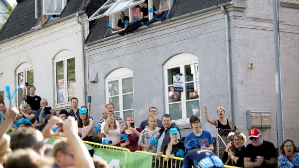 Se billederne: Larmende cykelfest på Kiddesvej | ugeavisen.dk