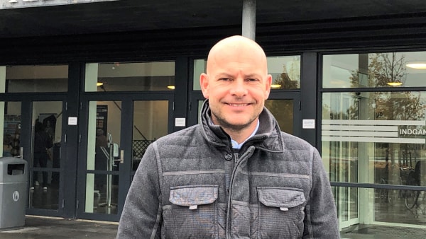 Polytech fra Bramming giver 100.000 kroner til legepladsen i Ribe ...