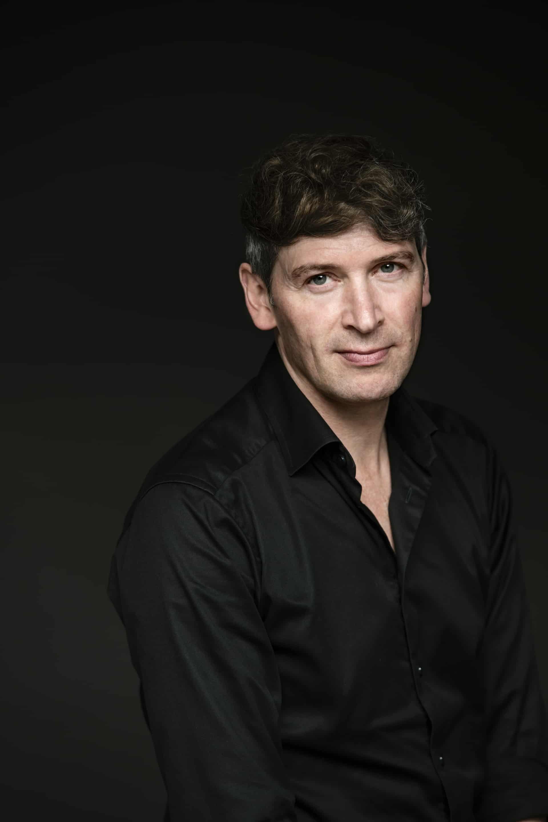 Jesper Wung Sung i Møllehavehuset | ugeavisen.dk