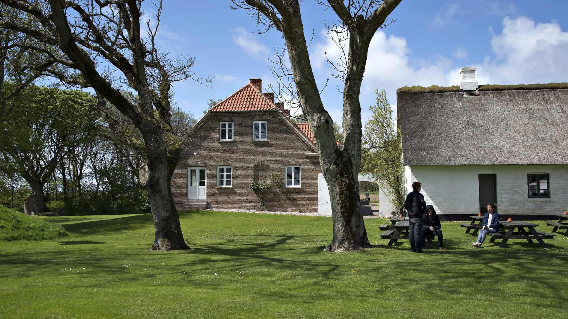 Bustur til kendte Kaj-Munk-steder i lokalområdet | ugeavisen.dk