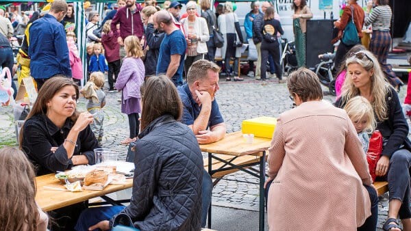 Kom til gadefest i Danmarks mest utrygge gade | ugeavisen.dk