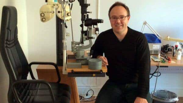 Øjenlæge hos Profil Optik | ugeavisen.dk