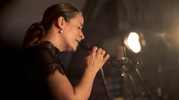 Julie Berthelsen til julekoncert | ugeavisen.dk