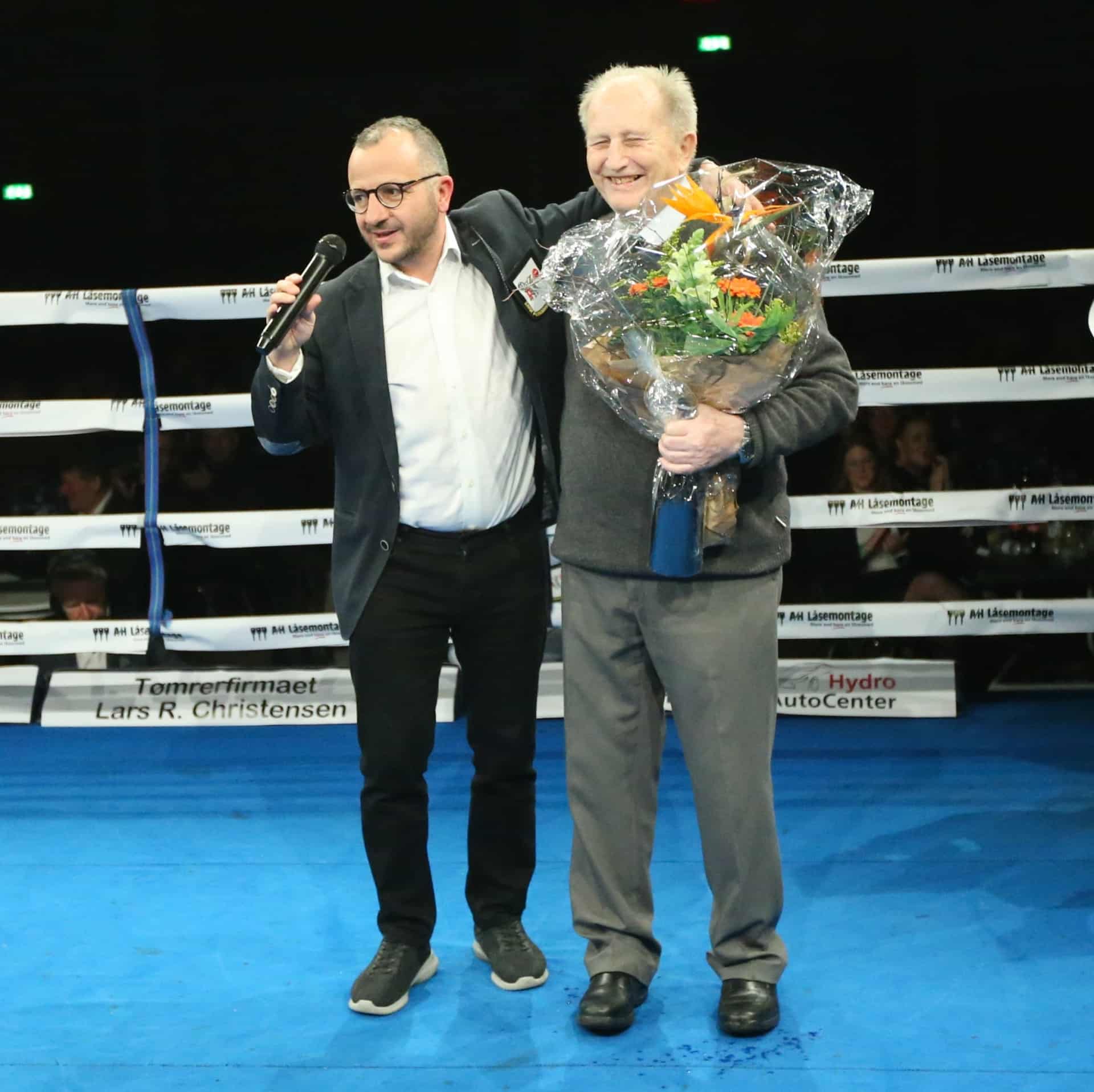 Et stort boksenavn uden for bokseringen er gået bort: Ove Ovesen er død ...