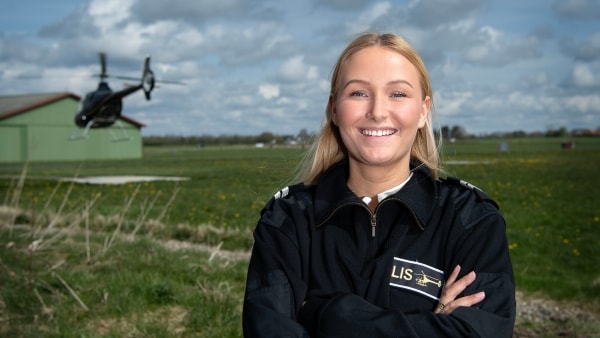 Line på 21 år betaler selv sin uddannelse: Prisen er én million kroner ...