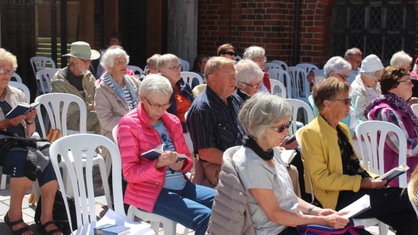 Maratonsang på domkirkepladsen | ugeavisen.dk
