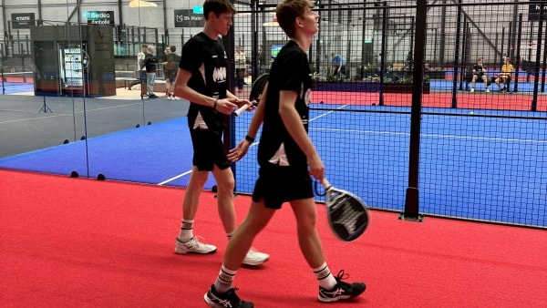 Thomas Gravesen får fornemt besøg i Vejle Padelcenter på lørdag - og ...