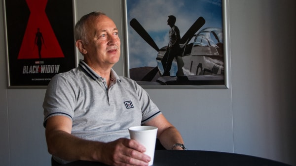 Varde Bio: Trods månedligt tab på 60.000 kroner tror Kim på en fremtid ...