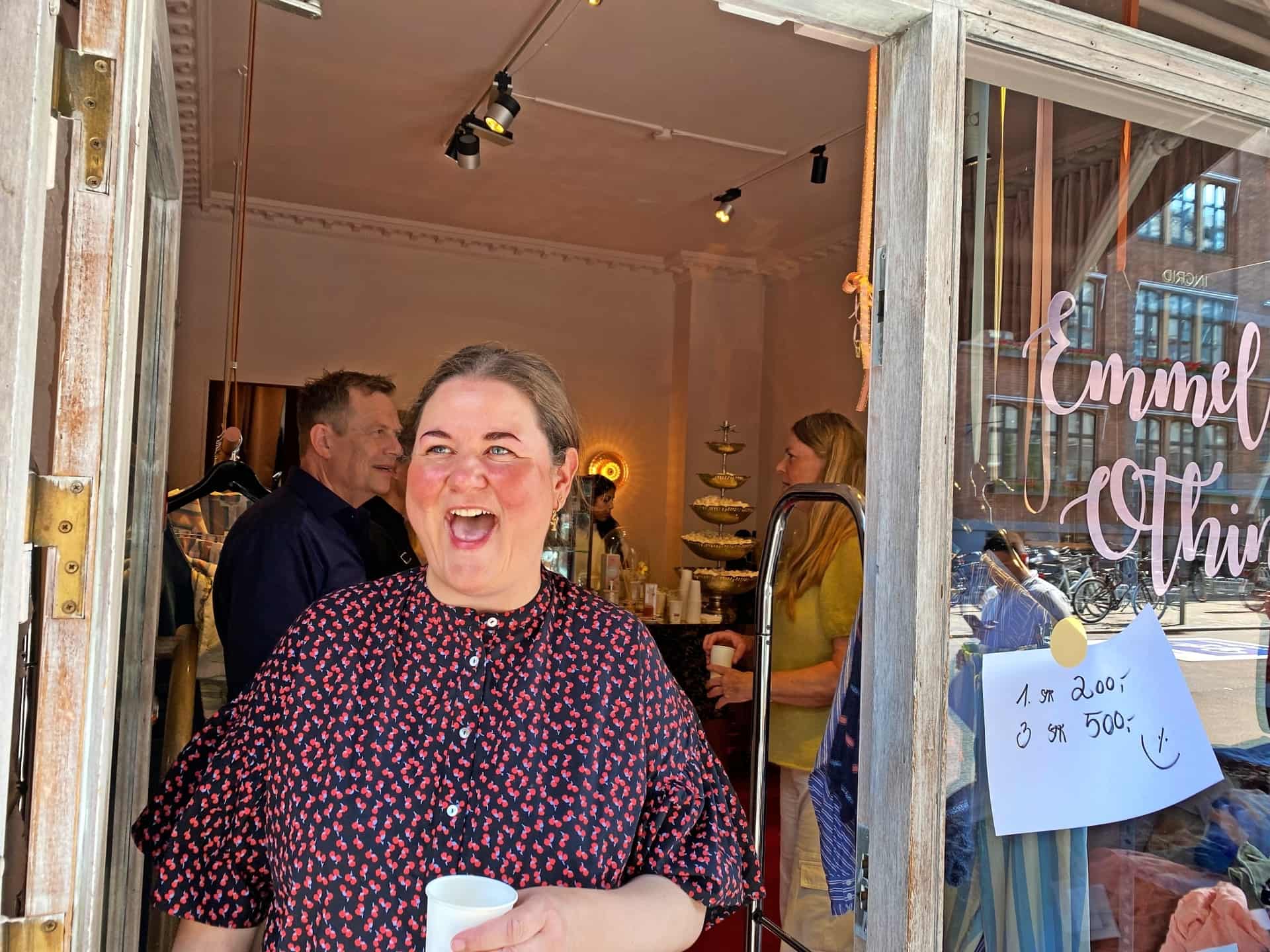 Fredagsbar og flødeskum: Emmeline elsker at omgive sig med smukke ting ...