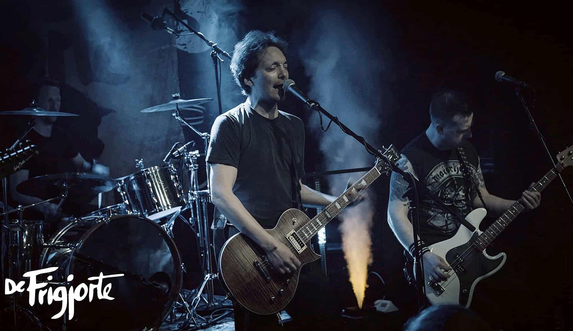 Lokalt rockband har rejst sig efter corona-pausen: Nu tager bandet på ...