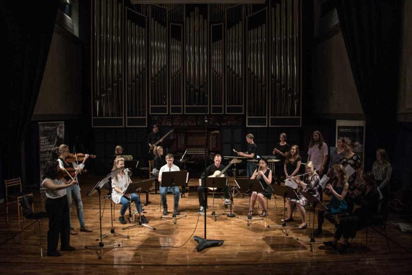 Unge musikere disker op med klassisk musik | jv.dk