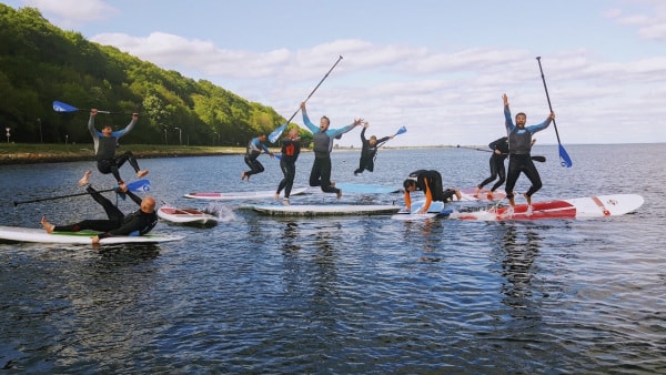 Surf i Aarhus Havn: Hvordan vand gør os glade | jv.dk