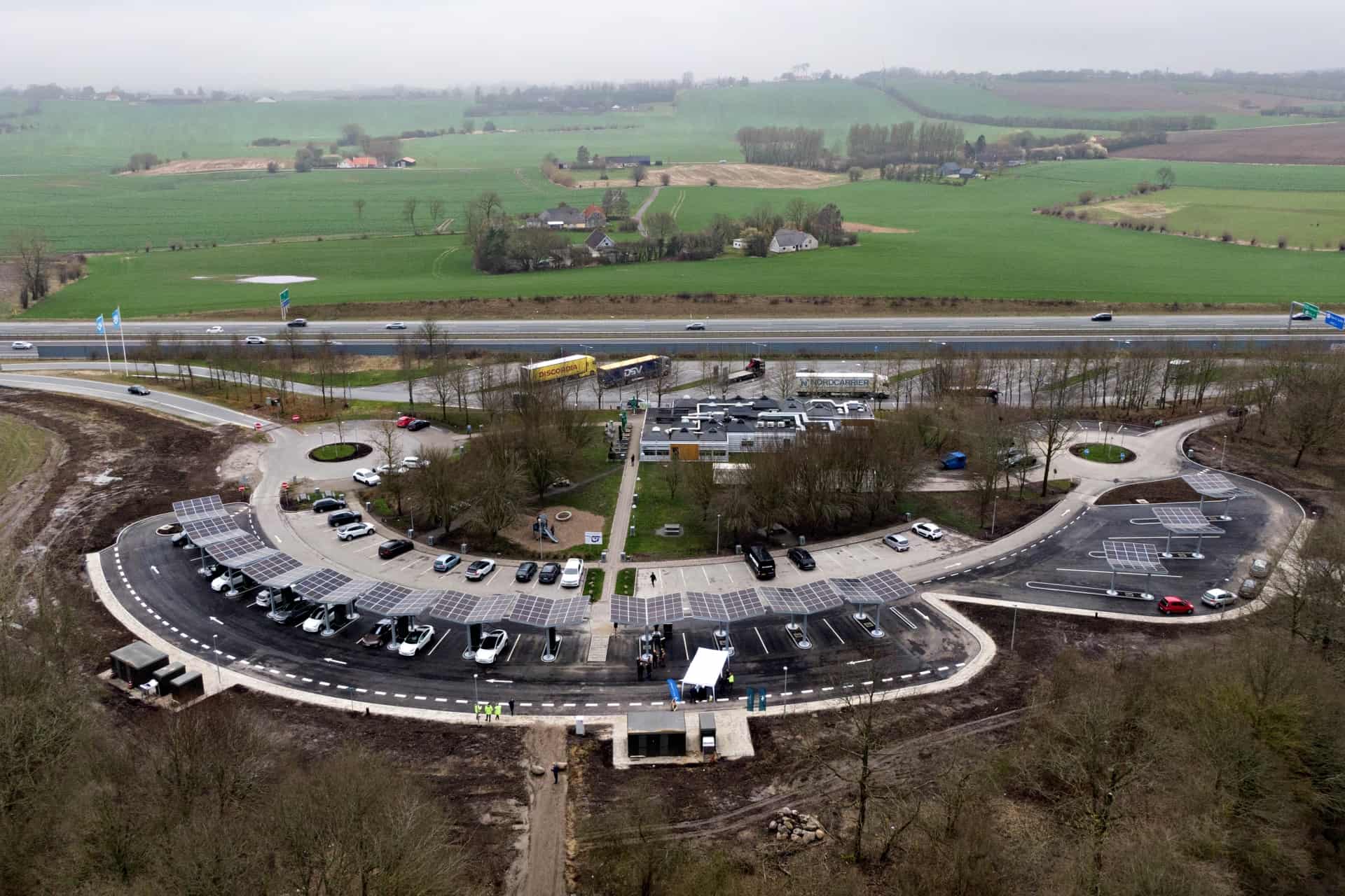 Vejdirektoratet sætter strøm til konflikt: Smider stor ladeoperatør på ...