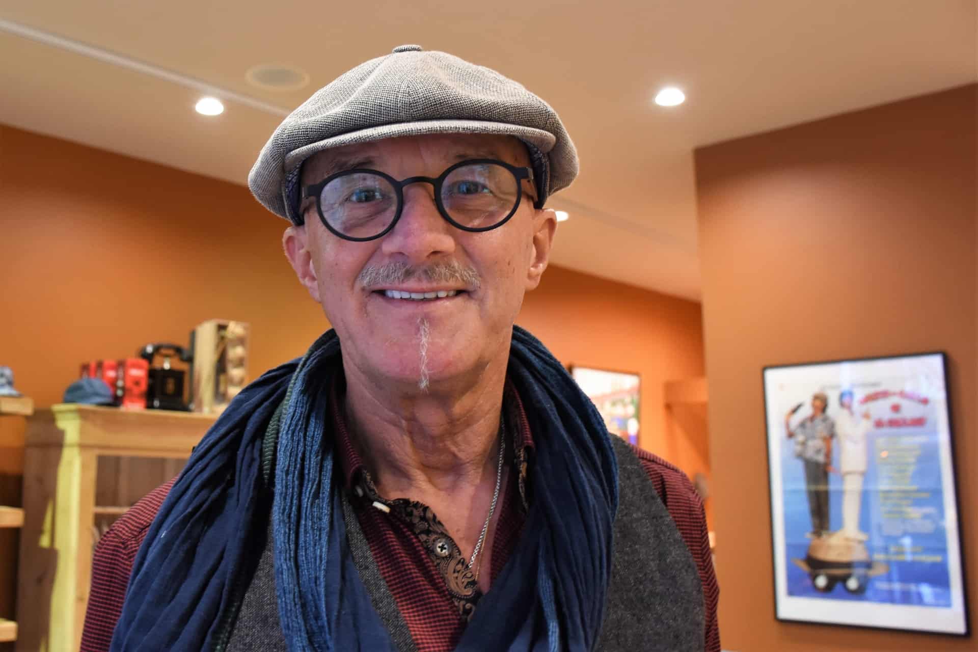 Det er ikke bare en butik - Gert har åbnet en hyggehule for mænd ...