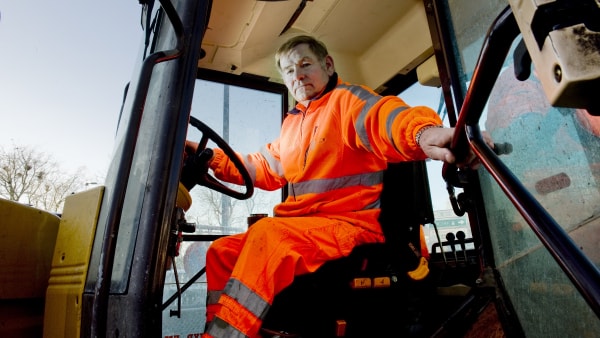 Thorkild har ryddet sne i Kolding i 33 år: Jeg kender ruterne | jv.dk