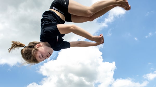 Stor oplevelse i vente: 12-årige Dicte-Marie springer sig til VM i ...