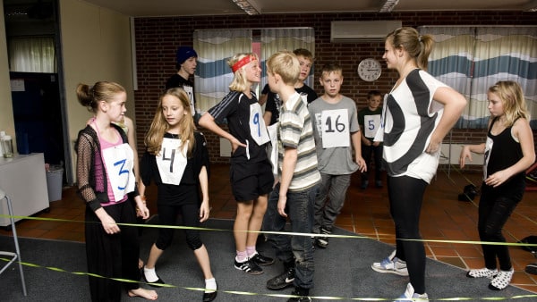 De danser sig en pukkel til | jv.dk